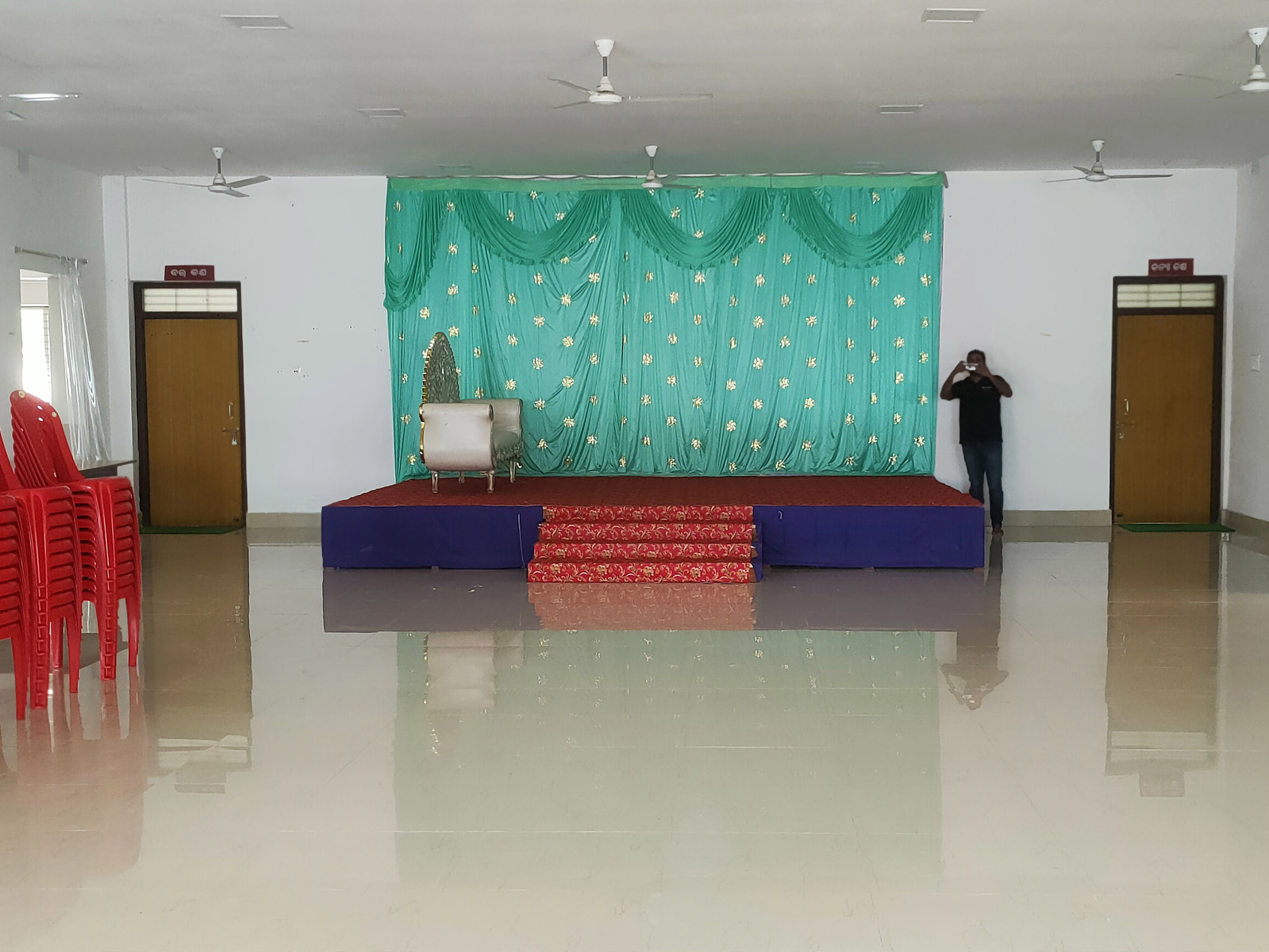 Shri Baladevjew Kalyan Mandap